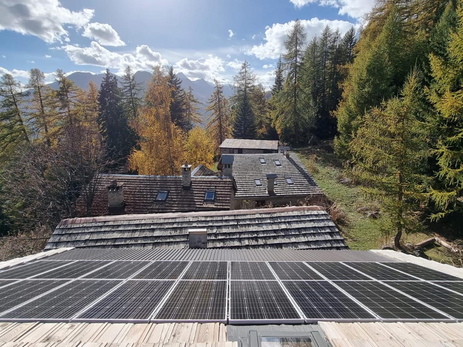 ISLAND POWER SYSTEM FOR MOUNTAIN LODGE - Uflex Divisione Energia